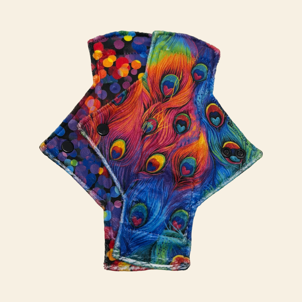 Peacock Minky Light Flow Day Pads – Tree Hugger Cloth Pads
